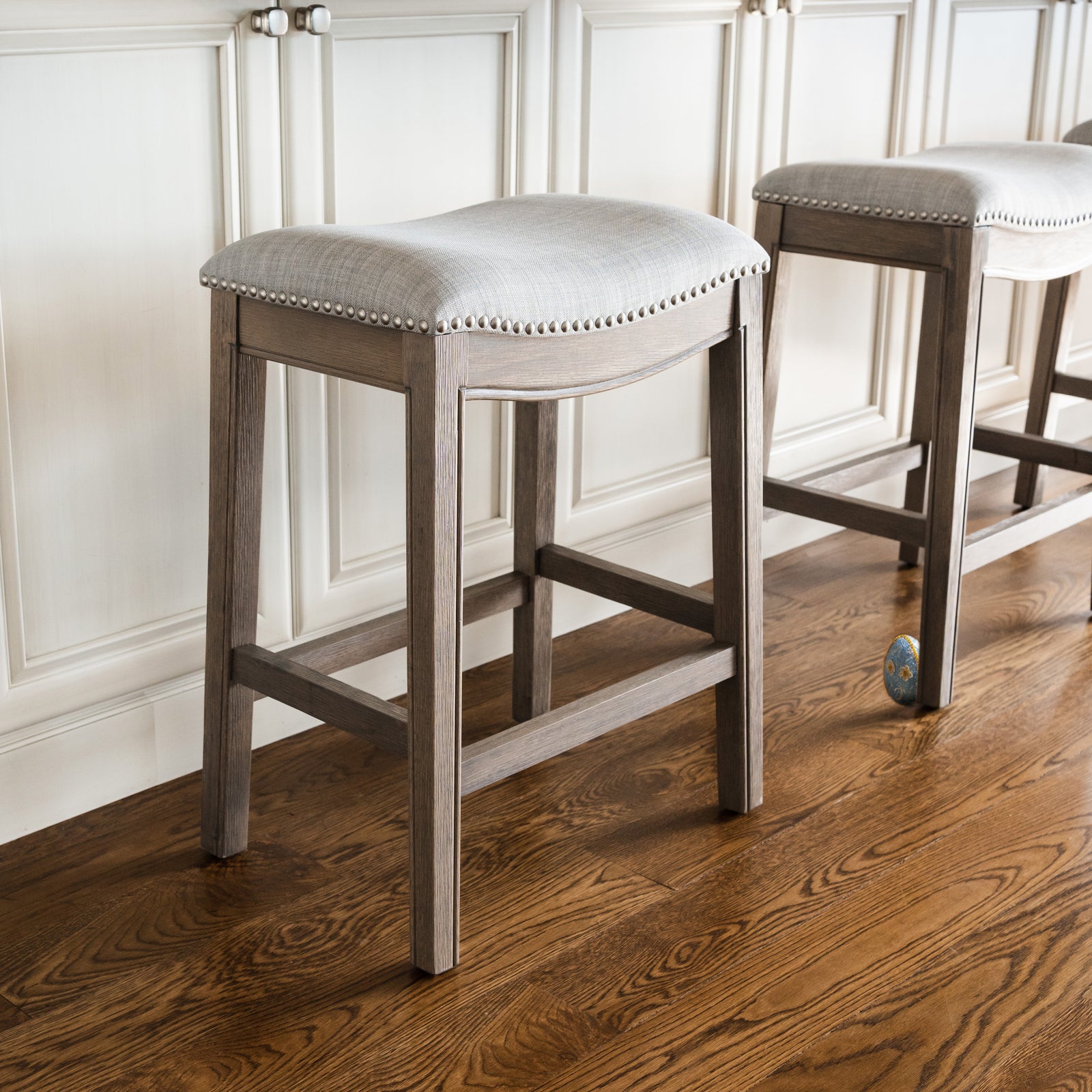 Alexander Counter Height Kitchen Stool - Reclaimed Oak Finish with Ron